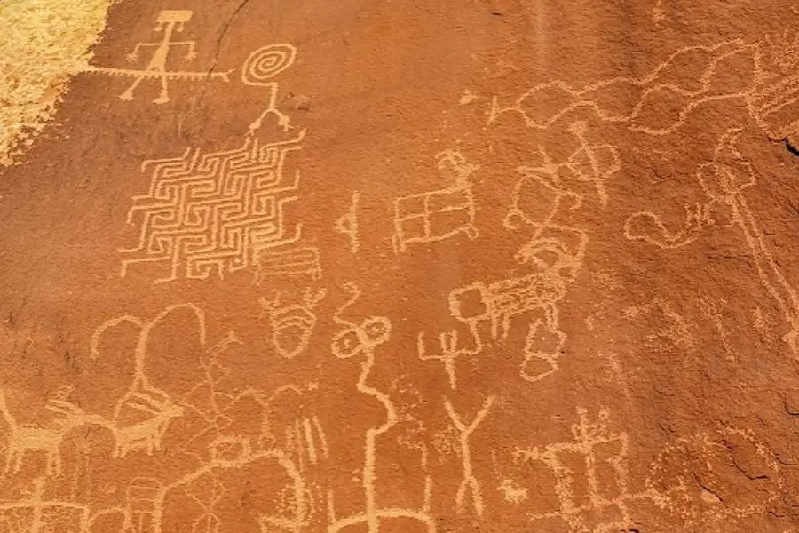 Maze Rock Art Site: An Incredible Petroglyph Panel