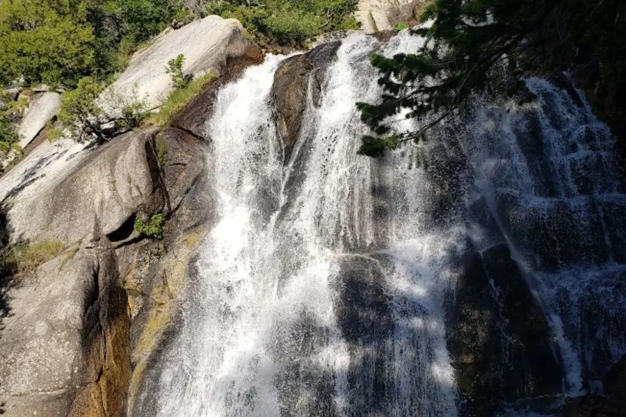 Hike to Bells Canyon Falls